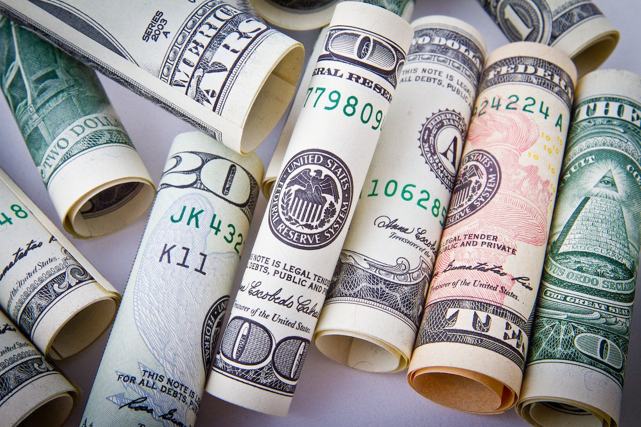 How to Make NIL Money Fast - NILBuckets
